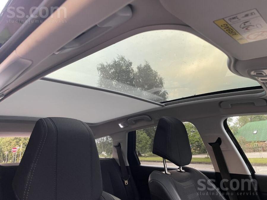 Black Peugeot 308 2018 in Cesis, with an engine capacity of 1.20 L and mileage of 189 thousand km for 7200 €, photo 16 on AUTOMOTO.COM.LV
