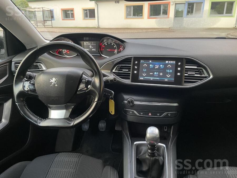 Black Peugeot 308 2018 in Cesis, with an engine capacity of 1.20 L and mileage of 189 thousand km for 7200 €, photo 20 on AUTOMOTO.COM.LV
