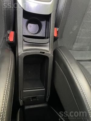 Black Peugeot 308 2018 in Cesis, with an engine capacity of 1.20 L and mileage of 189 thousand km for 7200 €, photo 21 on AUTOMOTO.COM.LV