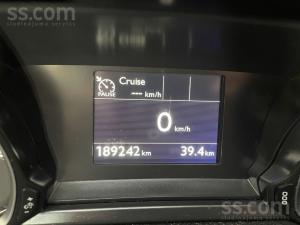 Black Peugeot 308 2018 in Cesis, with an engine capacity of 1.20 L and mileage of 189 thousand km for 7200 €, photo 22 on AUTOMOTO.COM.LV