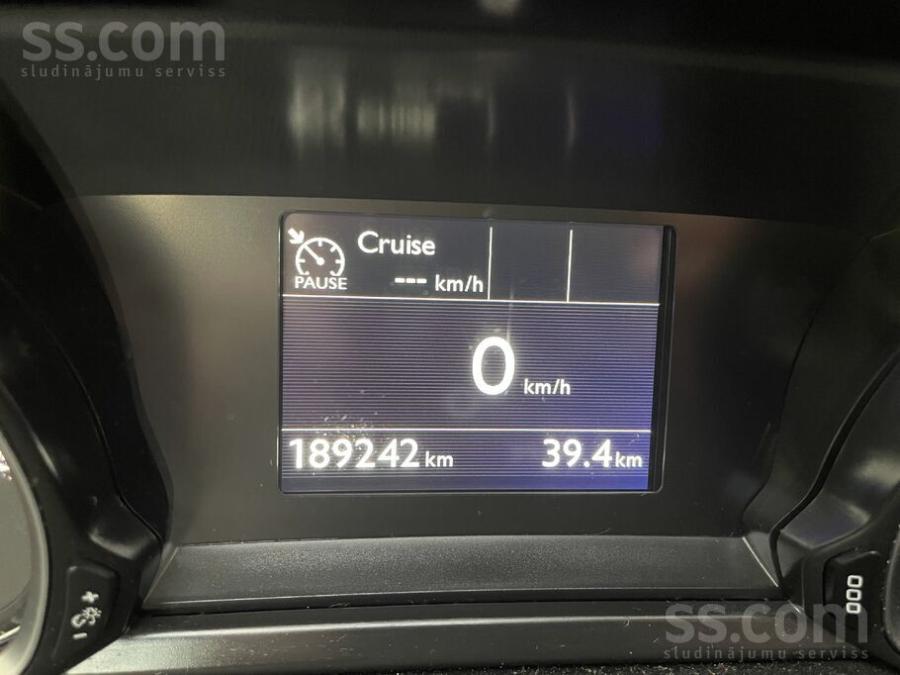 Black Peugeot 308 2018 in Cesis, with an engine capacity of 1.20 L and mileage of 189 thousand km for 7200 €, photo 22 on AUTOMOTO.COM.LV