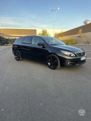 Melns Peugeot 308 2018 Kauņa, ar dzinēja tilpumu 1.56 L un nobraukumu 303 tūkst. km par 4999 €, foto  vietnē AUTOMOTO.COM.LV
