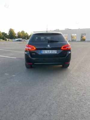 Melns Peugeot 308 2018 Kauņa, ar dzinēja tilpumu 1.56 L un nobraukumu 303 tūkst. km par 4999 €, foto 8 vietnē AUTOMOTO.COM.LV