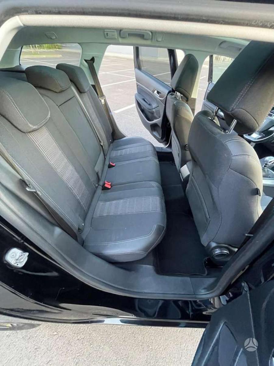 Melns Peugeot 308 2018 Kauņa, ar dzinēja tilpumu 1.56 L un nobraukumu 303 tūkst. km par 4999 €, foto 23 vietnē AUTOMOTO.COM.LV