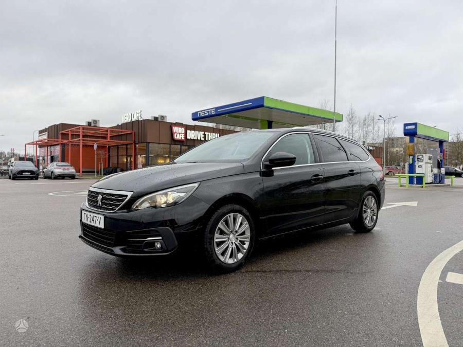 Melns Peugeot 308 2019 Elektrėnai, ar dzinēja tilpumu 1.20 L un nobraukumu 181 tūkst. km par 6750 €, foto 2 vietnē AUTOMOTO.COM.LV