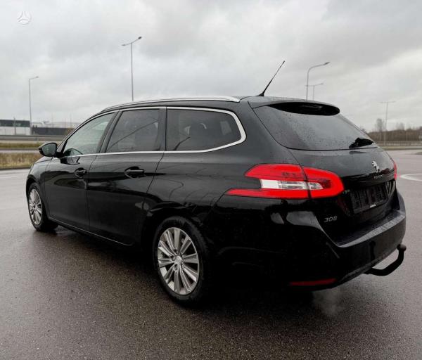 Melns Peugeot 308 2019 Elektrėnai, ar dzinēja tilpumu 1.20 L un nobraukumu 181 tūkst. km par 6750 €, foto 5 vietnē AUTOMOTO.COM.LV