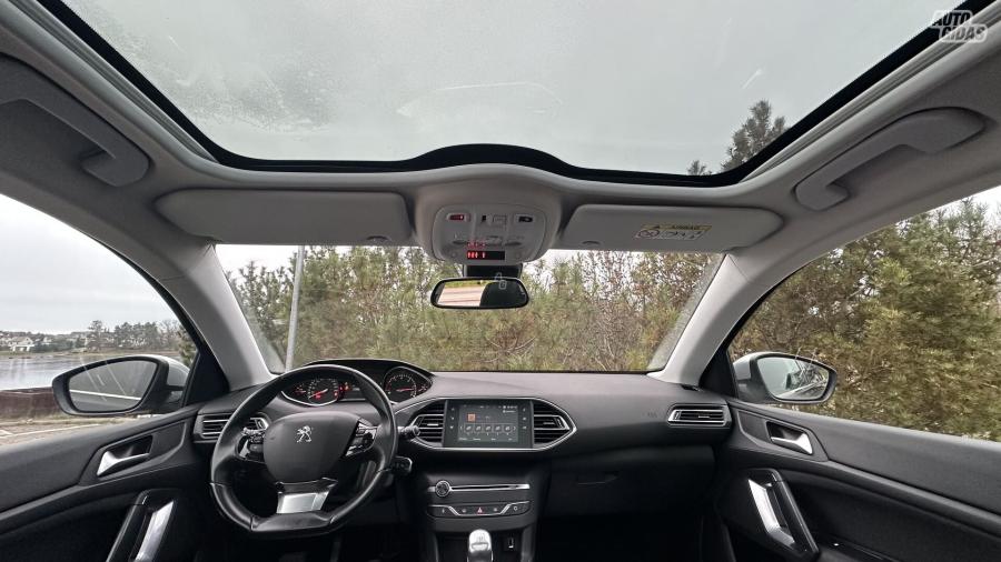 Melns Peugeot 308 2019 Utena, ar dzinēja tilpumu 1.60 L un nobraukumu 210 tūkst. km par 6700 €, foto 3 vietnē AUTOMOTO.COM.LV