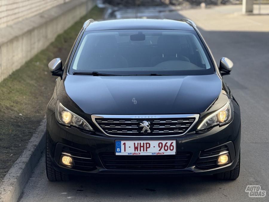 Melns Peugeot 308 2019 Viļņa, ar dzinēja tilpumu 1.50 L un nobraukumu 208 tūkst. km par 6100 €, foto 3 vietnē AUTOMOTO.COM.LV