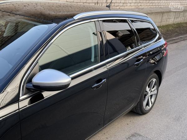 Melns Peugeot 308 2019 Viļņa, ar dzinēja tilpumu 1.50 L un nobraukumu 208 tūkst. km par 6100 €, foto 5 vietnē AUTOMOTO.COM.LV