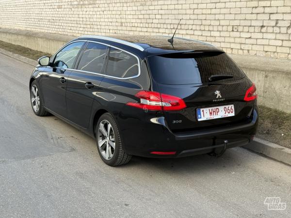 Melns Peugeot 308 2019 Viļņa, ar dzinēja tilpumu 1.50 L un nobraukumu 208 tūkst. km par 6100 €, foto 9 vietnē AUTOMOTO.COM.LV