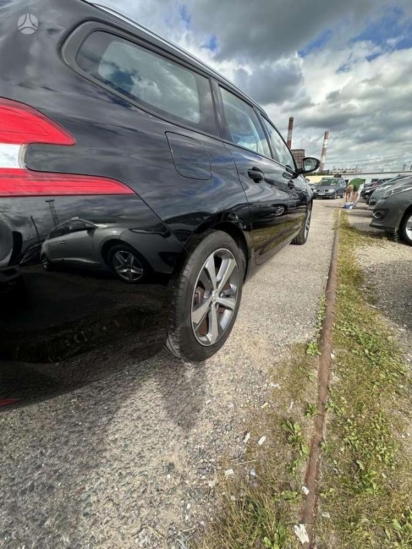 Black Peugeot 308 2019 in Kaunas, with an engine capacity of 1.50 L and mileage of 254 thousand km for 6750 €, photo 9 on AUTOMOTO.COM.LV