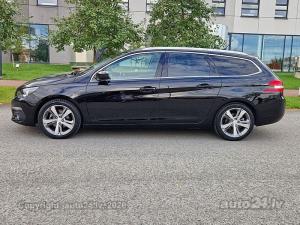 Black Peugeot 308 2019 in Tallinn, with an engine capacity of 1.20 L and mileage of 126 thousand km for 10990 €, photo 5 on AUTOMOTO.COM.LV
