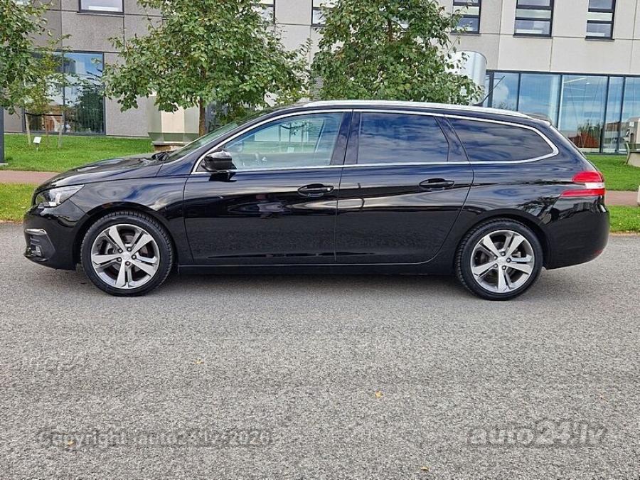 Black Peugeot 308 2019 in Tallinn, with an engine capacity of 1.20 L and mileage of 126 thousand km for 10990 €, photo 5 on AUTOMOTO.COM.LV