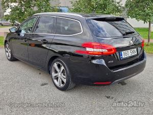 Black Peugeot 308 2019 in Tallinn, with an engine capacity of 1.20 L and mileage of 126 thousand km for 10990 €, photo 8 on AUTOMOTO.COM.LV
