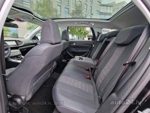 Black Peugeot 308 2019 in Tallinn, with an engine capacity of 1.20 L and mileage of 126 thousand km for 10990 €, photo 13 on AUTOMOTO.COM.LV