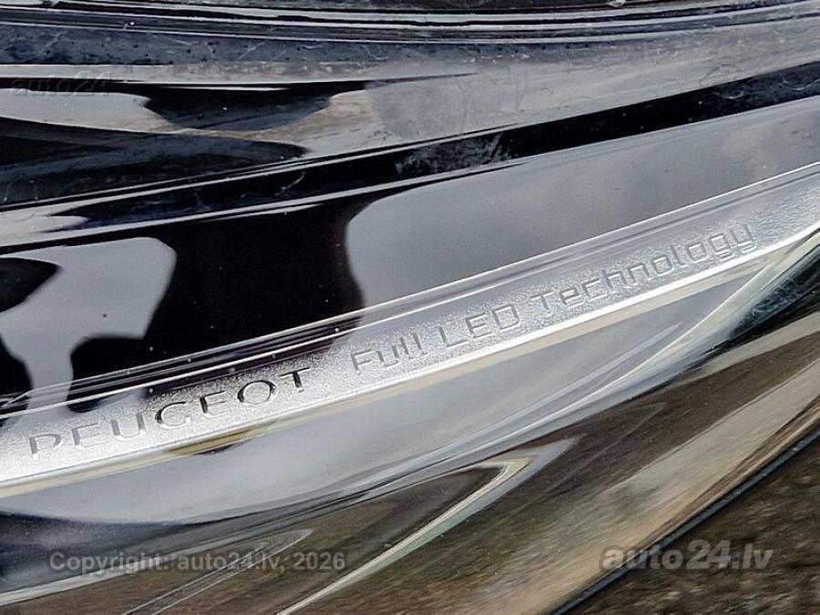 Black Peugeot 308 2019 in Tallinn, with an engine capacity of 1.20 L and mileage of 126 thousand km for 10990 €, photo 25 on AUTOMOTO.COM.LV
