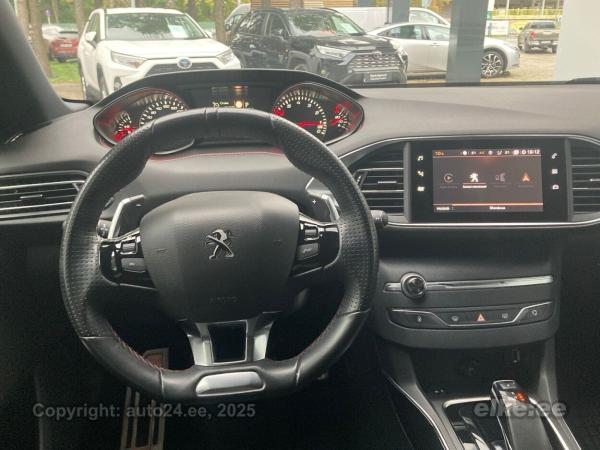 Melns Peugeot 308 2020 Tallina, ar dzinēja tilpumu 1.20 L un nobraukumu 80 tūkst. km par 13495 €, foto 11 vietnē AUTOMOTO.COM.LV