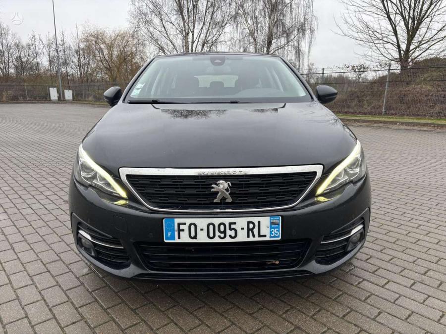Black Peugeot 308 2020 in Marijampole, with an engine capacity of 1.50 L and mileage of 202 thousand km for 5700 €, photo 3 on AUTOMOTO.COM.LV
