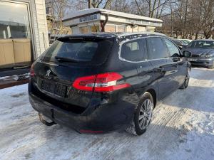 Black Peugeot 308 2020 in Klaipeda, with an engine capacity of 1.50 L and mileage of 102 thousand km for 7300 €, photo 4 on AUTOMOTO.COM.LV