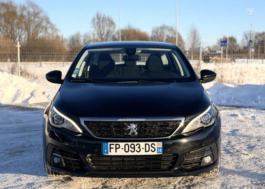 Black Peugeot 308 2020 in Taurage, with an engine capacity of 1.50 L and mileage of 189 thousand km for 5600 €, photo 3 on AUTOMOTO.COM.LV