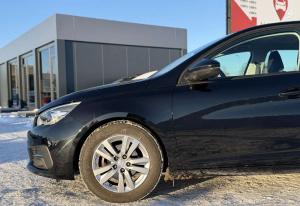 Black Peugeot 308 2020 in Taurage, with an engine capacity of 1.50 L and mileage of 189 thousand km for 5600 €, photo 11 on AUTOMOTO.COM.LV
