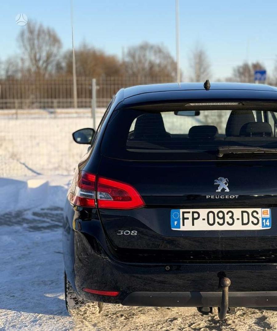 Black Peugeot 308 2020 in Taurage, with an engine capacity of 1.50 L and mileage of 189 thousand km for 5600 €, photo 18 on AUTOMOTO.COM.LV