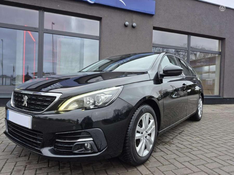 Black Peugeot 308 2021 in Taurage, with an engine capacity of 1.50 L and mileage of 182 thousand km for 5999 €, photo 1 on AUTOMOTO.COM.LV