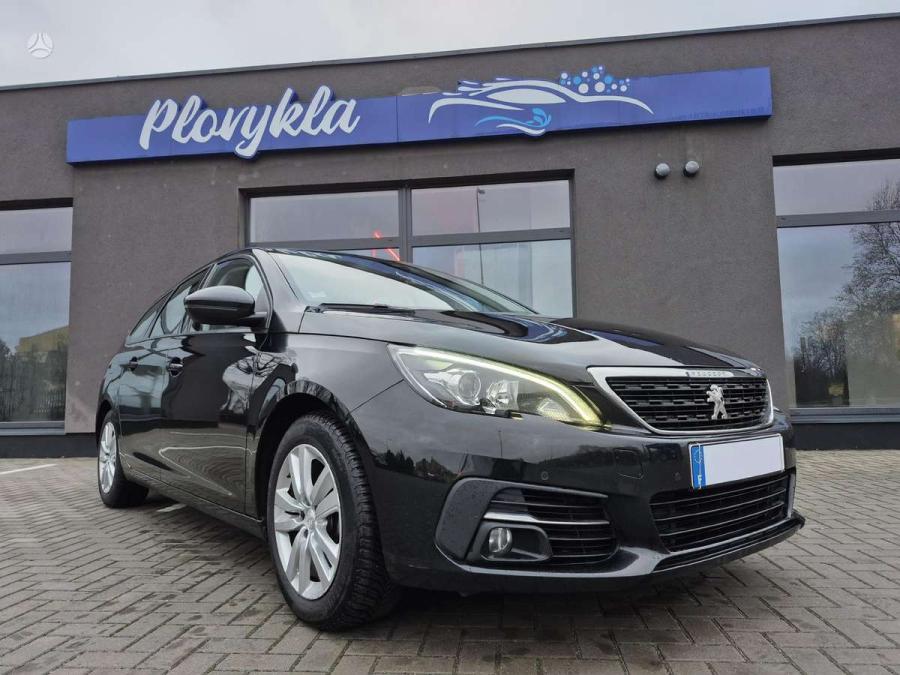 Black Peugeot 308 2021 in Taurage, with an engine capacity of 1.50 L and mileage of 182 thousand km for 5999 €, photo 8 on AUTOMOTO.COM.LV