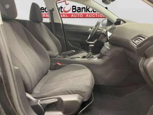 Melns Peugeot 308 2021 Marijampole, ar dzinēja tilpumu 1.50 L un nobraukumu 198 tūkst. km par 7623 €, foto 12 vietnē AUTOMOTO.COM.LV