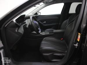 Black Peugeot 308 2022 in Vilnius, with an engine capacity of 1.50 L and mileage of 182 thousand km for 15399 €, photo 4 on AUTOMOTO.COM.LV