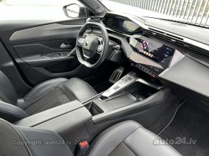 Melns Peugeot 308 2022 Tallina, ar dzinēja tilpumu 1.60 L un nobraukumu 87 tūkst. km par 27800 €, foto 19 vietnē AUTOMOTO.COM.LV
