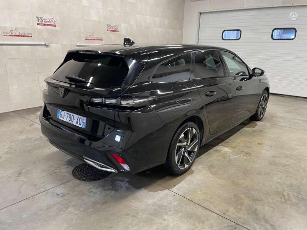 Black Peugeot 308 2022 in Marijampole, with an engine capacity of 1.20 L and mileage of 99 thousand km for 12342 €, photo 6 on AUTOMOTO.COM.LV