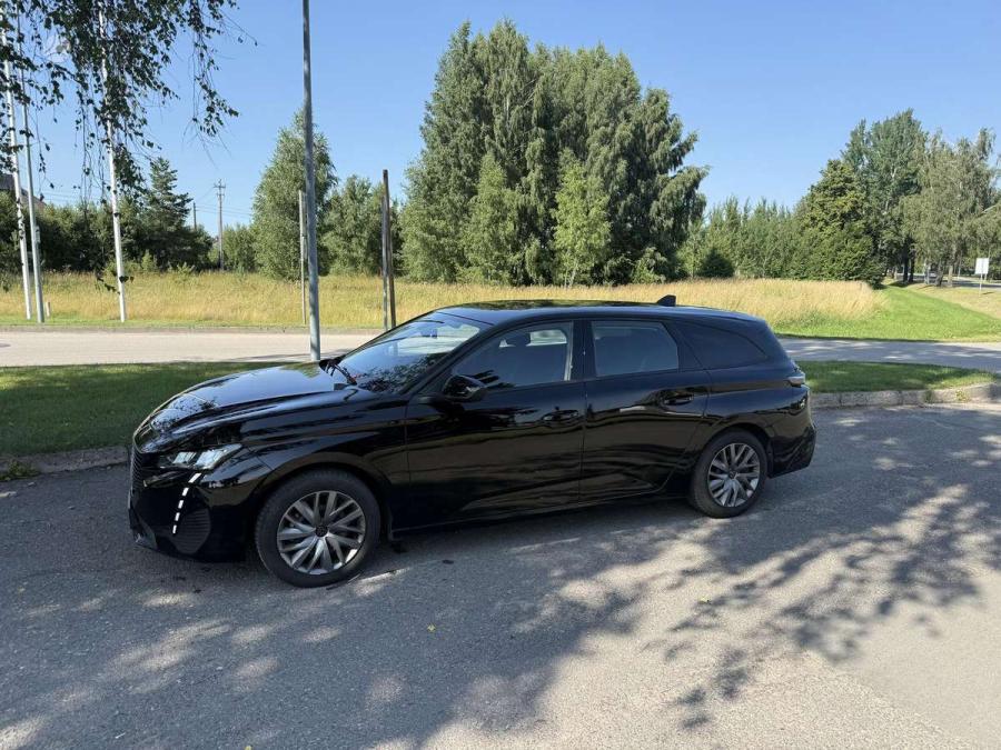 Black Peugeot 308 2022 in Taurage, with an engine capacity of 1.20 L and mileage of 150 thousand km for 8700 €, photo 4 on AUTOMOTO.COM.LV