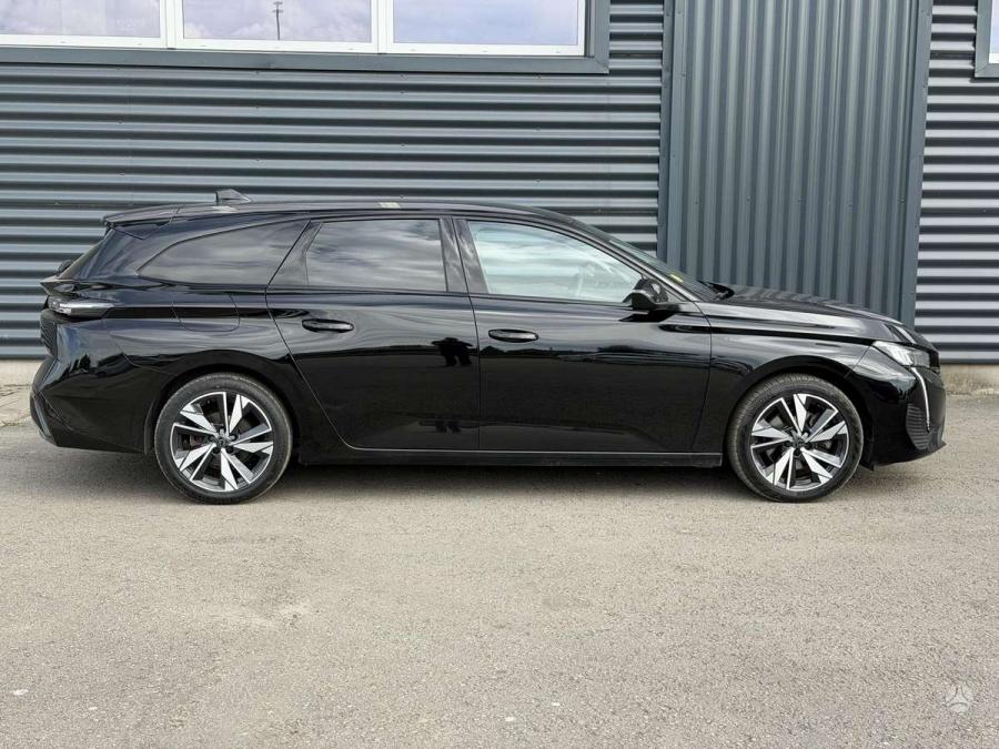 Black Peugeot 308 2022 in Taurage, with an engine capacity of 1.50 L and mileage of 122 thousand km for 13200 €, photo 6 on AUTOMOTO.COM.LV