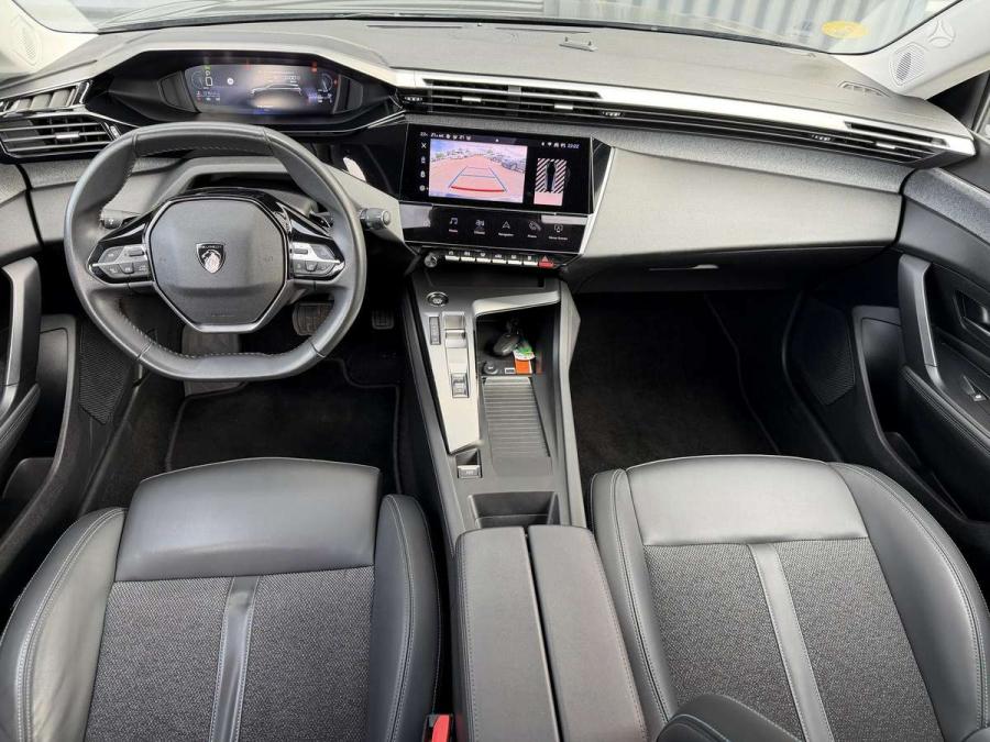 Black Peugeot 308 2022 in Taurage, with an engine capacity of 1.50 L and mileage of 122 thousand km for 13200 €, photo 15 on AUTOMOTO.COM.LV