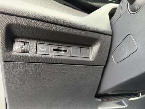 Black Peugeot 308 2022 in Taurage, with an engine capacity of 1.50 L and mileage of 122 thousand km for 13200 €, photo 17 on AUTOMOTO.COM.LV