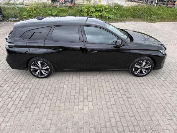 Melns Peugeot 308 2022 Marijampole, ar dzinēja tilpumu 1.20 L un nobraukumu 139 tūkst. km par 12947 €, foto 8 vietnē AUTOMOTO.COM.LV