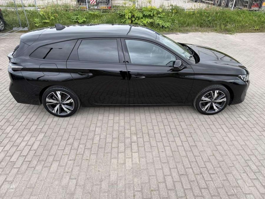 Melns Peugeot 308 2022 Marijampole, ar dzinēja tilpumu 1.20 L un nobraukumu 139 tūkst. km par 12947 €, foto 9 vietnē AUTOMOTO.COM.LV