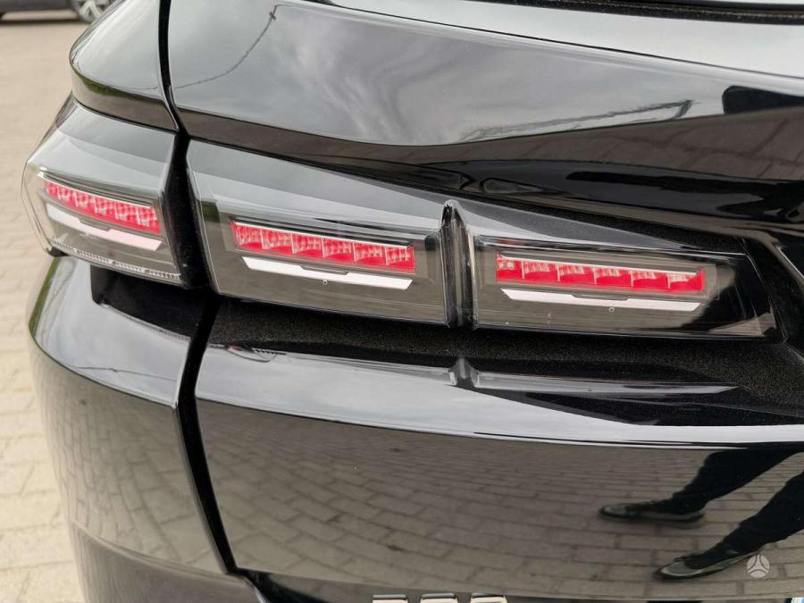 Melns Peugeot 308 2022 Marijampole, ar dzinēja tilpumu 1.20 L un nobraukumu 139 tūkst. km par 12947 €, foto 15 vietnē AUTOMOTO.COM.LV