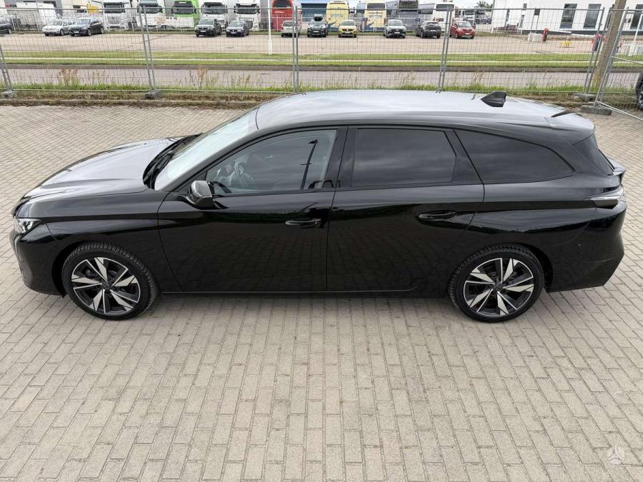 Melns Peugeot 308 2022 Marijampole, ar dzinēja tilpumu 1.20 L un nobraukumu 139 tūkst. km par 12947 €, foto 18 vietnē AUTOMOTO.COM.LV