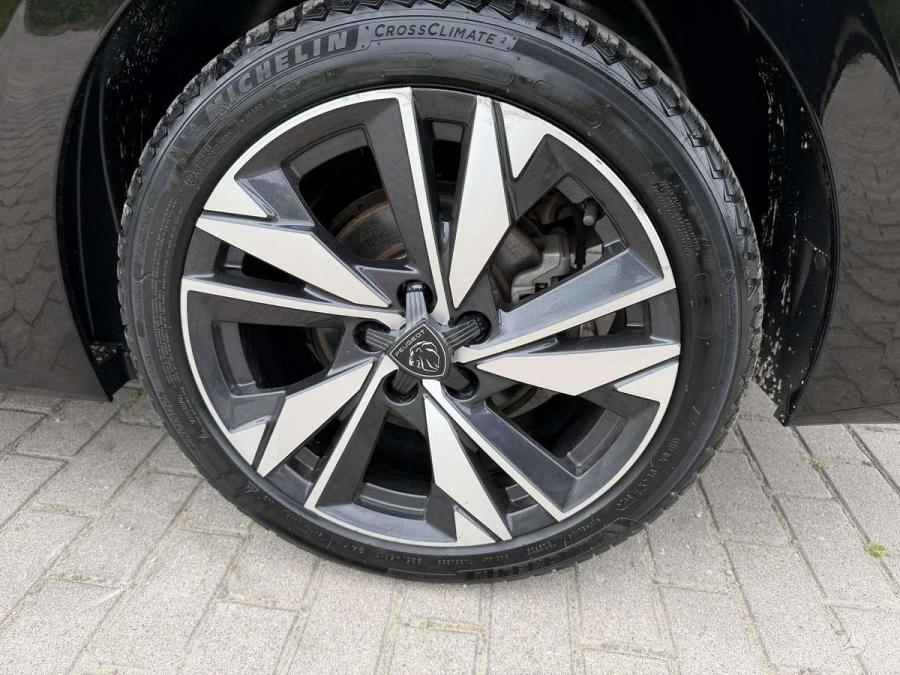 Melns Peugeot 308 2022 Marijampole, ar dzinēja tilpumu 1.20 L un nobraukumu 139 tūkst. km par 12947 €, foto 19 vietnē AUTOMOTO.COM.LV