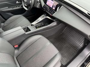 Melns Peugeot 308 2022 Marijampole, ar dzinēja tilpumu 1.20 L un nobraukumu 139 tūkst. km par 12947 €, foto 24 vietnē AUTOMOTO.COM.LV