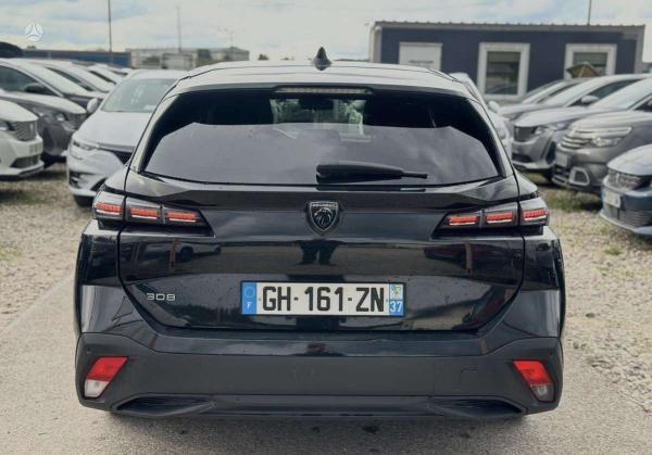 Melns Peugeot 308 2022 Viļņa, ar dzinēja tilpumu 1.50 L un nobraukumu 178 tūkst. km par 12099 €, foto 5 vietnē AUTOMOTO.COM.LV
