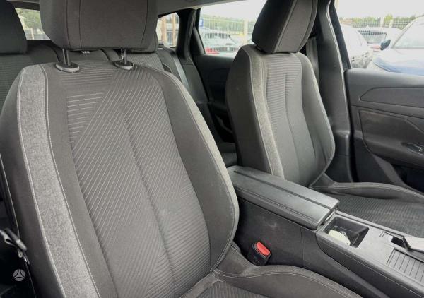 Melns Peugeot 308 2022 Viļņa, ar dzinēja tilpumu 1.50 L un nobraukumu 178 tūkst. km par 12099 €, foto 9 vietnē AUTOMOTO.COM.LV