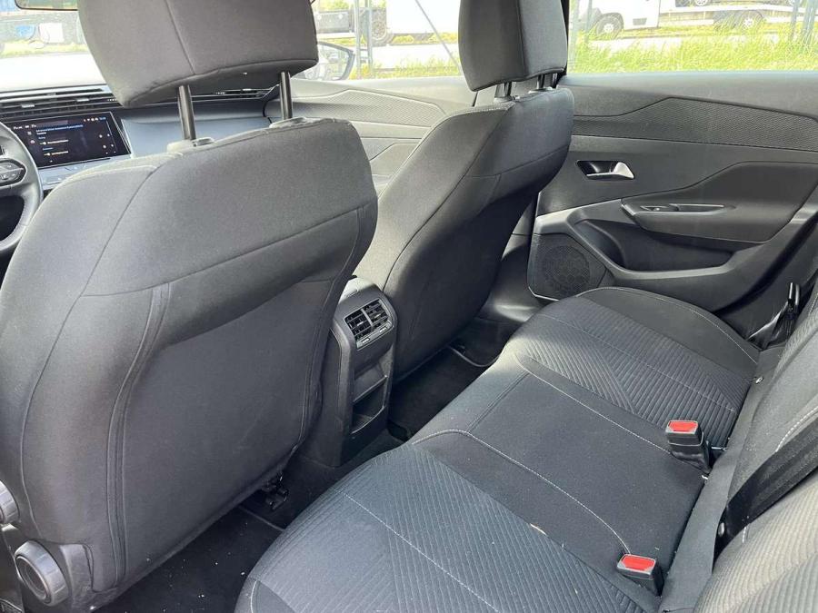 Black Peugeot 308 2022 in Vilnius, with an engine capacity of 1.20 L and mileage of 183 thousand km for 9317 €, photo 10 on AUTOMOTO.COM.LV