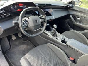 Black Peugeot 308 2022 in Vilnius, with an engine capacity of 1.20 L and mileage of 183 thousand km for 9317 €, photo 11 on AUTOMOTO.COM.LV