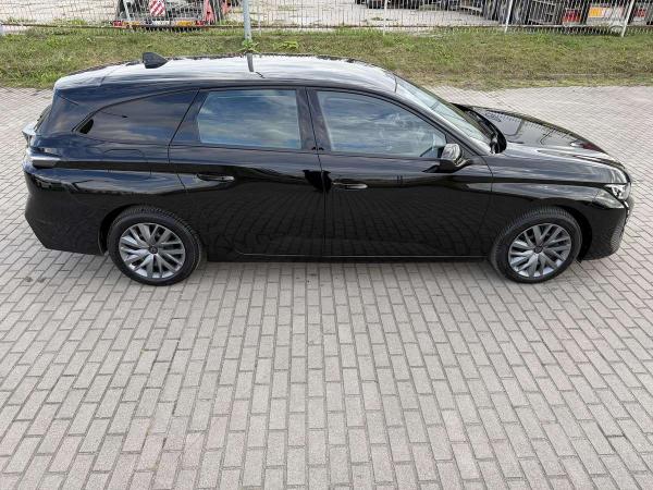 Black Peugeot 308 2022 in Marijampole, with an engine capacity of 1.20 L and mileage of 131 thousand km for 10164 €, photo 9 on AUTOMOTO.COM.LV