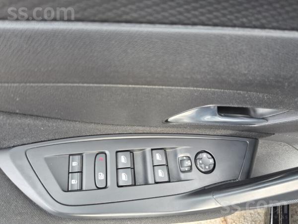 Melns Peugeot 308 2022 Rīga, ar dzinēja tilpumu 1.50 L un nobraukumu 70 tūkst. km par 12800 €, foto 9 vietnē AUTOMOTO.COM.LV