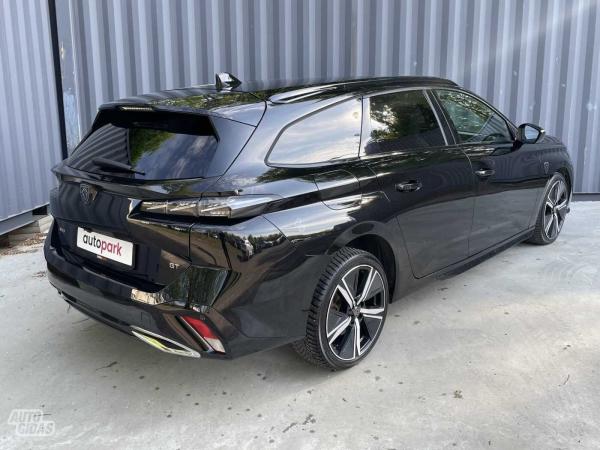 Black Peugeot 308 2023 in Vilnius, with an engine capacity of 1.20 L and mileage of 89 thousand km for 17900 €, photo 4 on AUTOMOTO.COM.LV