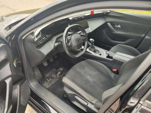 Melns Peugeot 308 2023 Viļņa, ar dzinēja tilpumu 1.20 L un nobraukumu 123 tūkst. km par 10648 €, foto 14 vietnē AUTOMOTO.COM.LV